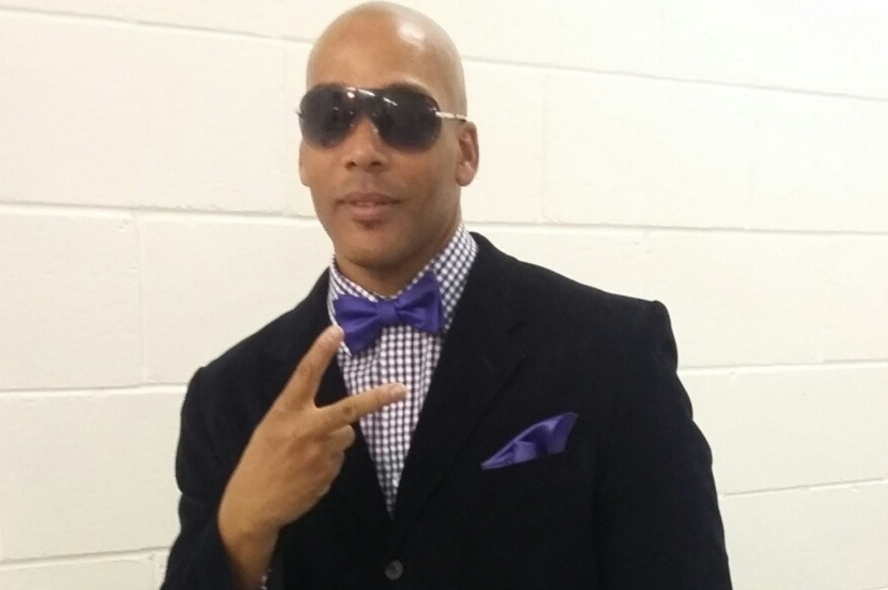 AC Caswell – DrNancyKnows.com